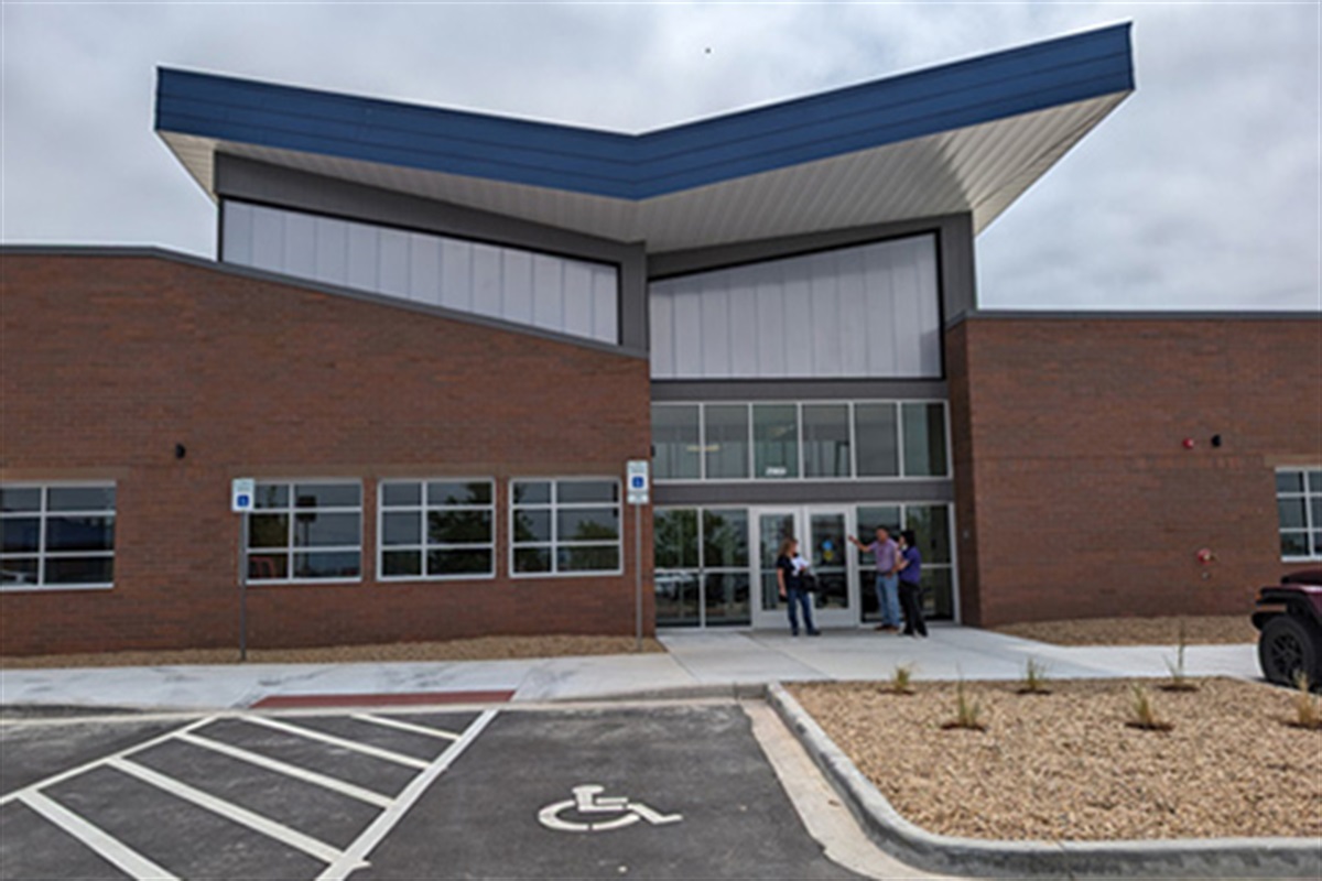 Ribbon cutting ceremony for new building in southeast Weld County 8/15 ...